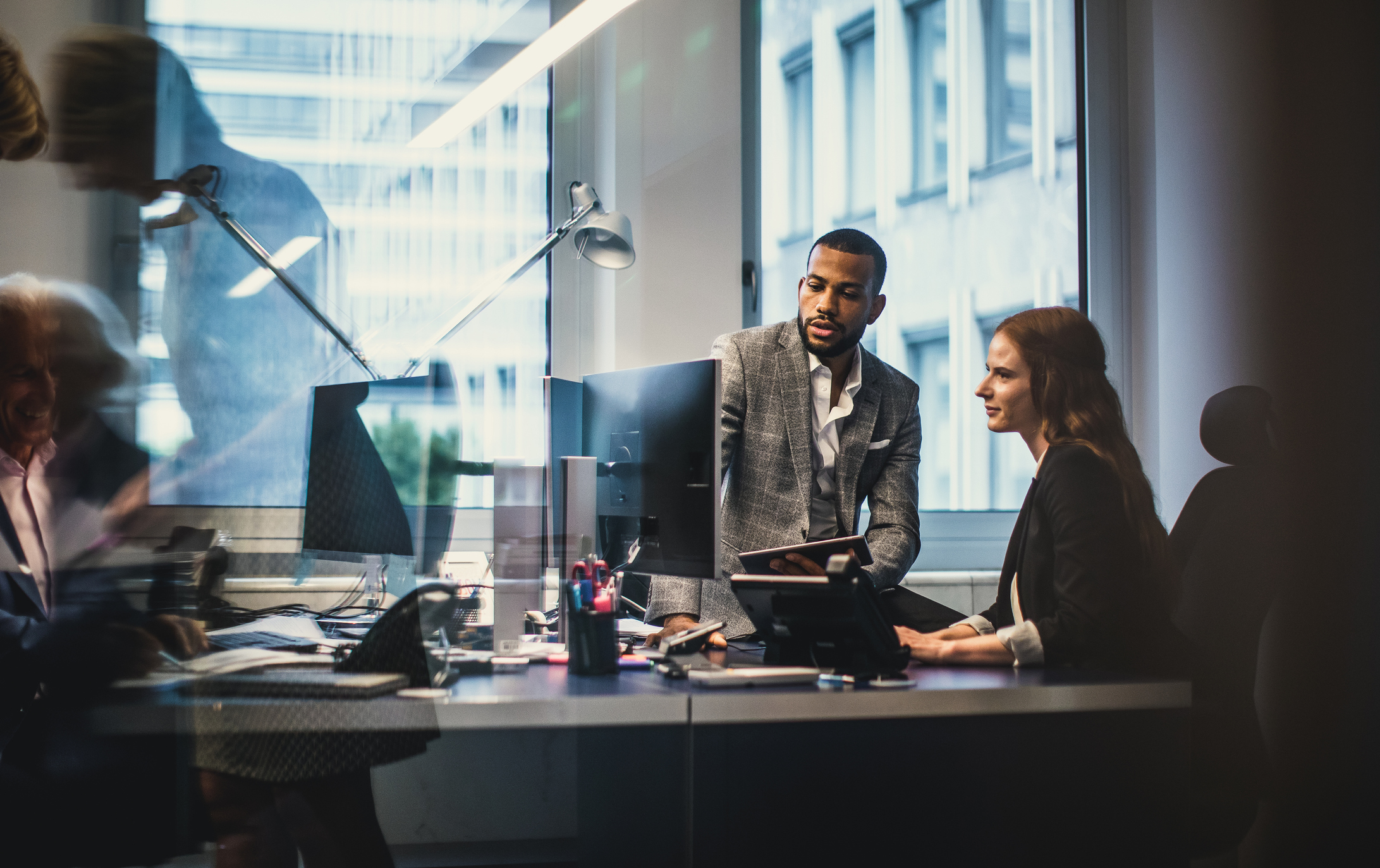 How to Become a Financial Analyst or Financial Advisor